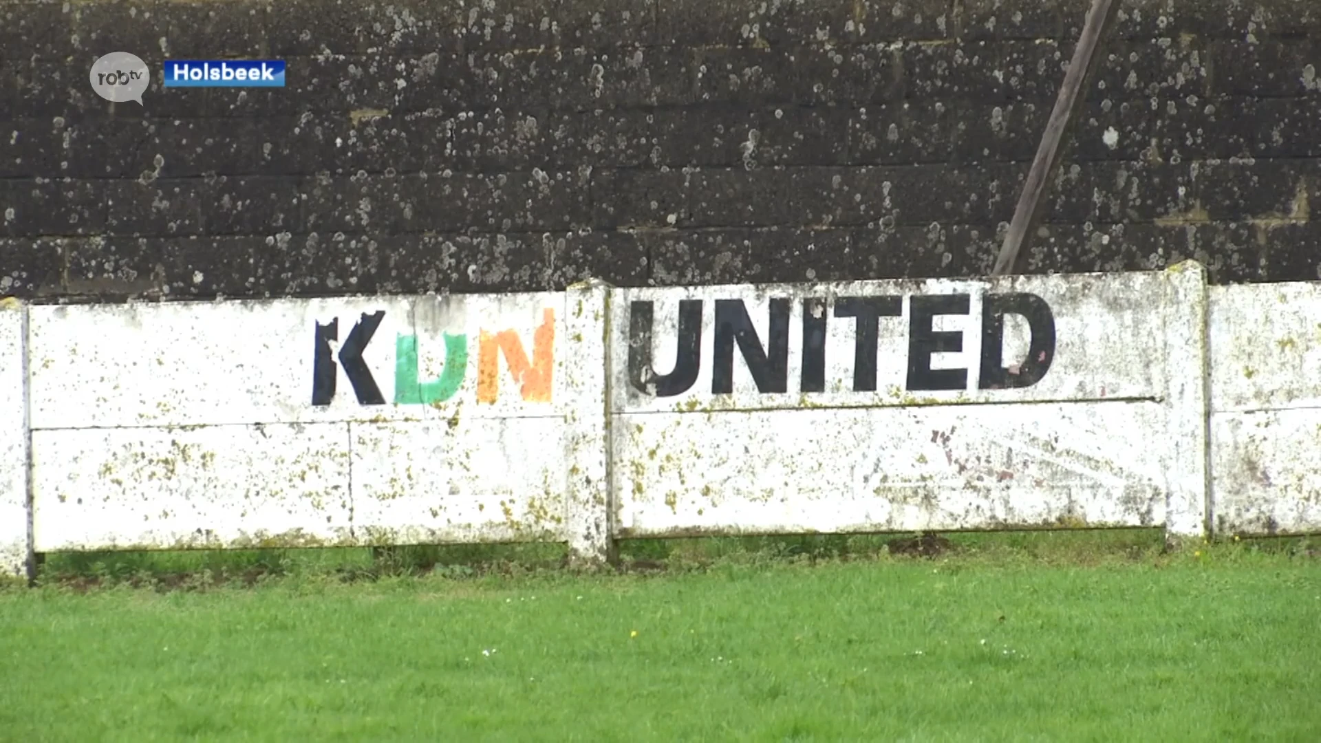 Voetbalveld plots drie meter minder lang door aankomende werken: Voetbalveld plots drie meter minder lang door aankomende werken: