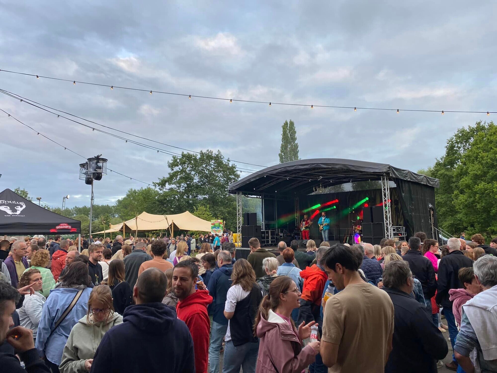 Onzekerheid Over Voortbestaan Zomerse Dinsdagen In Hever Door